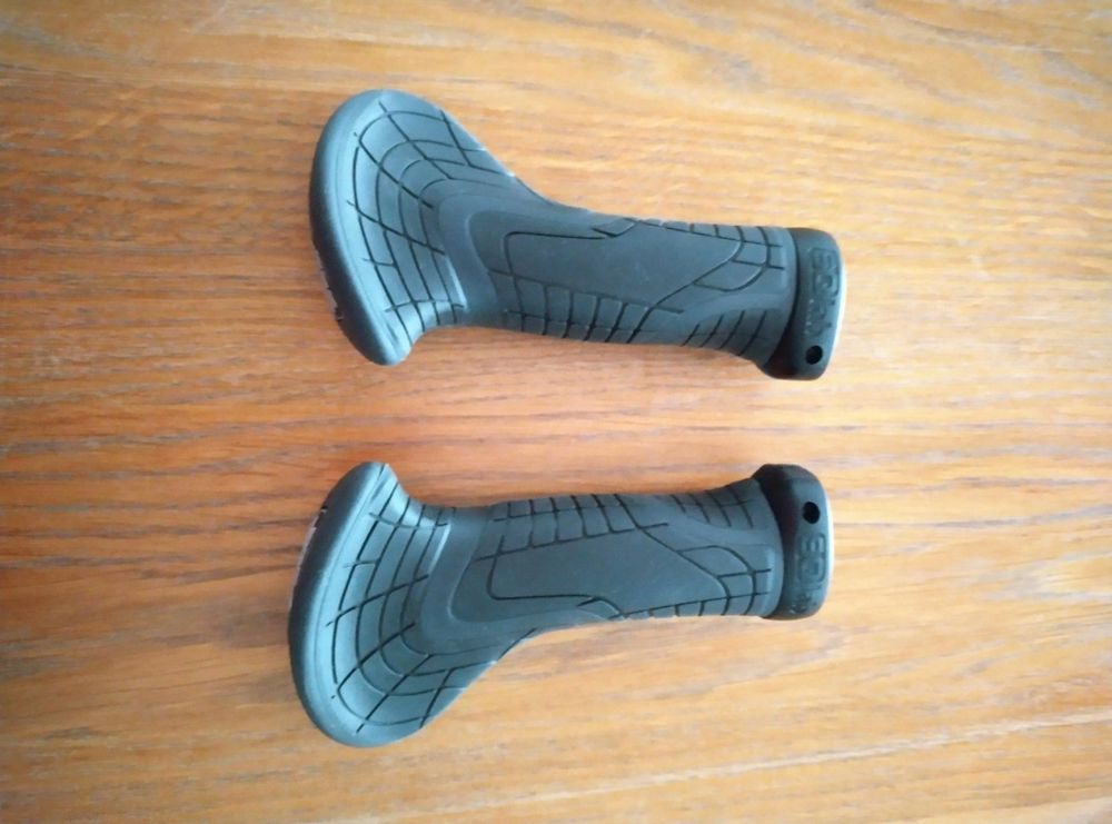 Fahrrad Ergo-Griffe SQlab 702 Grösse M | Kaufen auf Ricardo