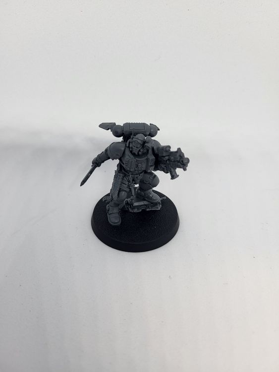 Warhammer 40k Space Marines Lieutenant with Combi-Weapon | Kaufen auf ...