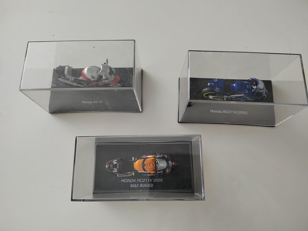 New Ray Motorrad-Modelle 1:24 - Honda 3er Pack (Neu (gemäss ...