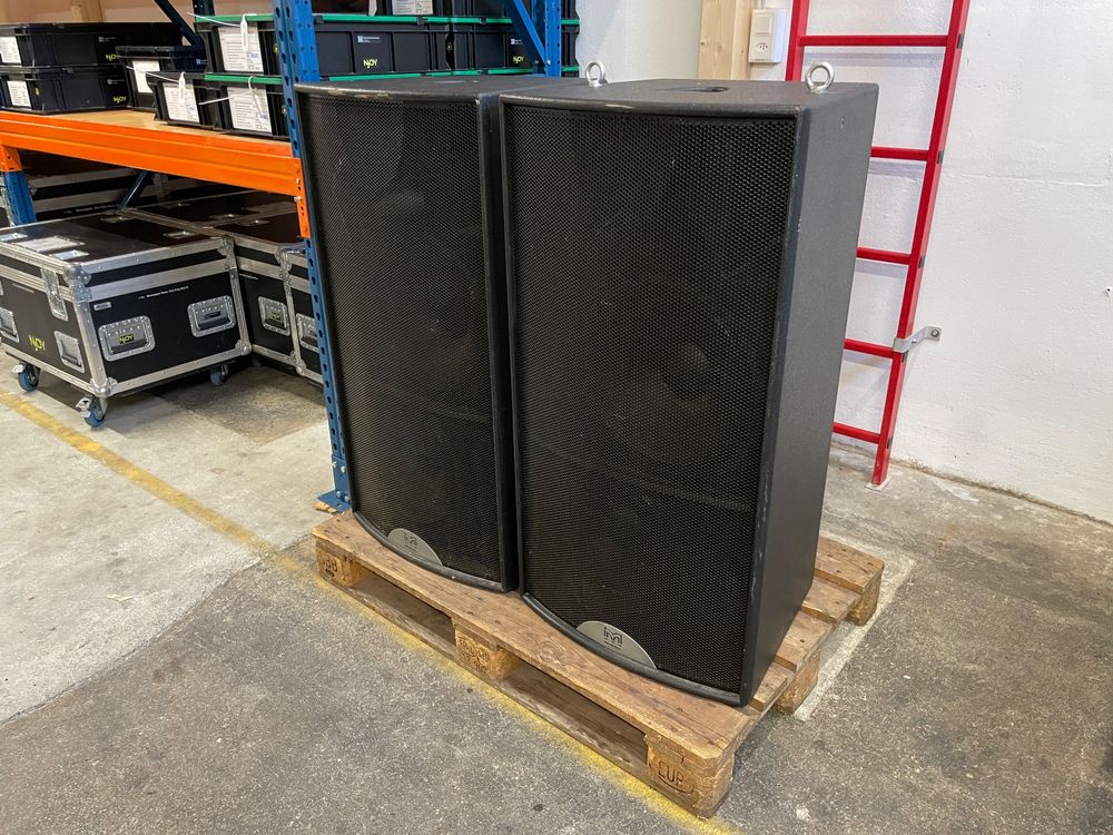 2 Stk. Martin Audio Blackline F215 (Gebraucht) in Buchs AG für CHF 999 ...