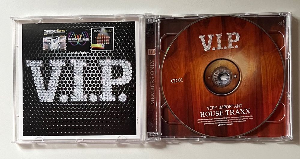 V.I.P. / Very Important House Traxx (2 CDs) (Gebraucht) in Näfels für ...
