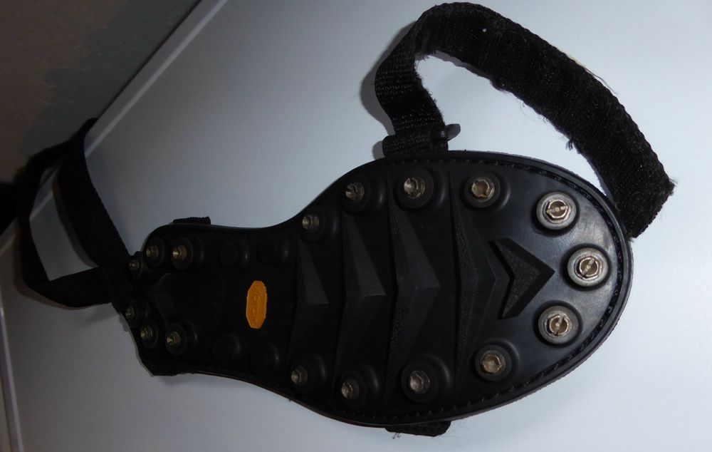 Icers Spikesohle S, Vibram sicheres Laufen auf Eis + Schnee (Gebraucht ...