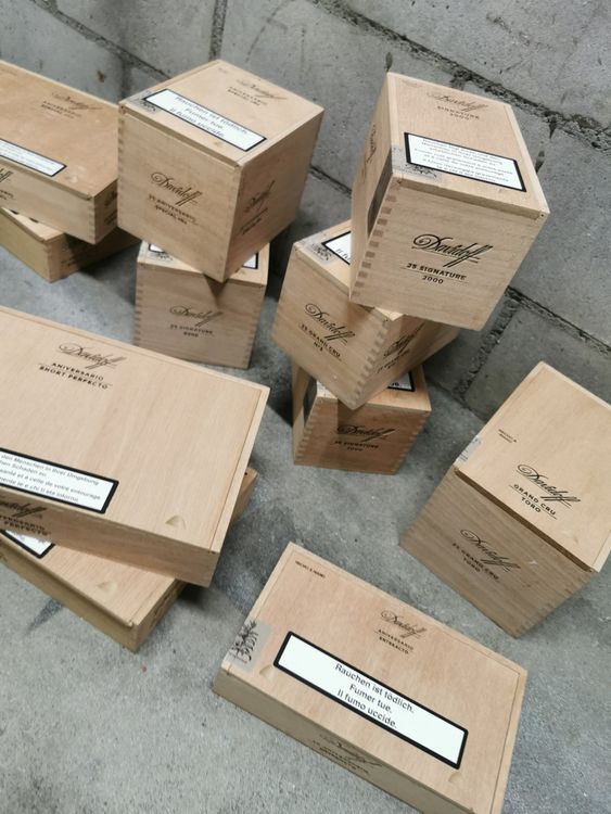 22 x Davidoff + The Griffin's Zigarren Kisten mix (Gebraucht) in ...