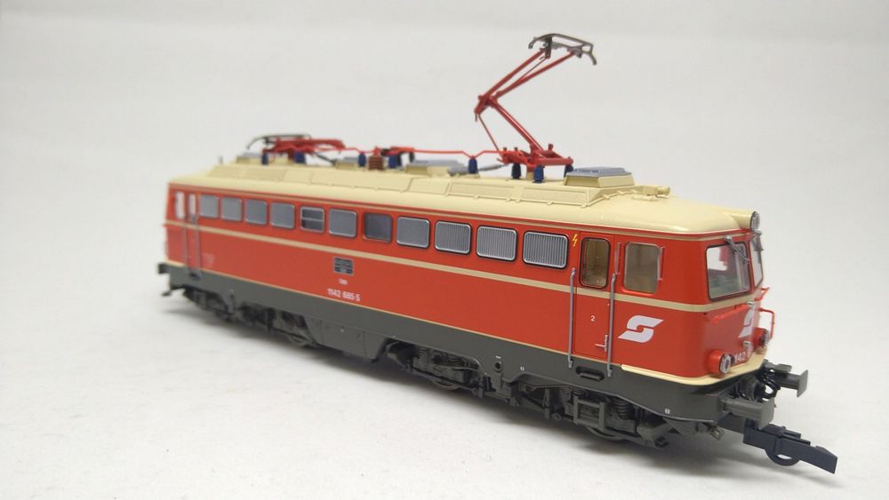 Roco 63606 ÖBB 1142 685-5 Elektrolok JK (Gebraucht) in Interlaken für ...