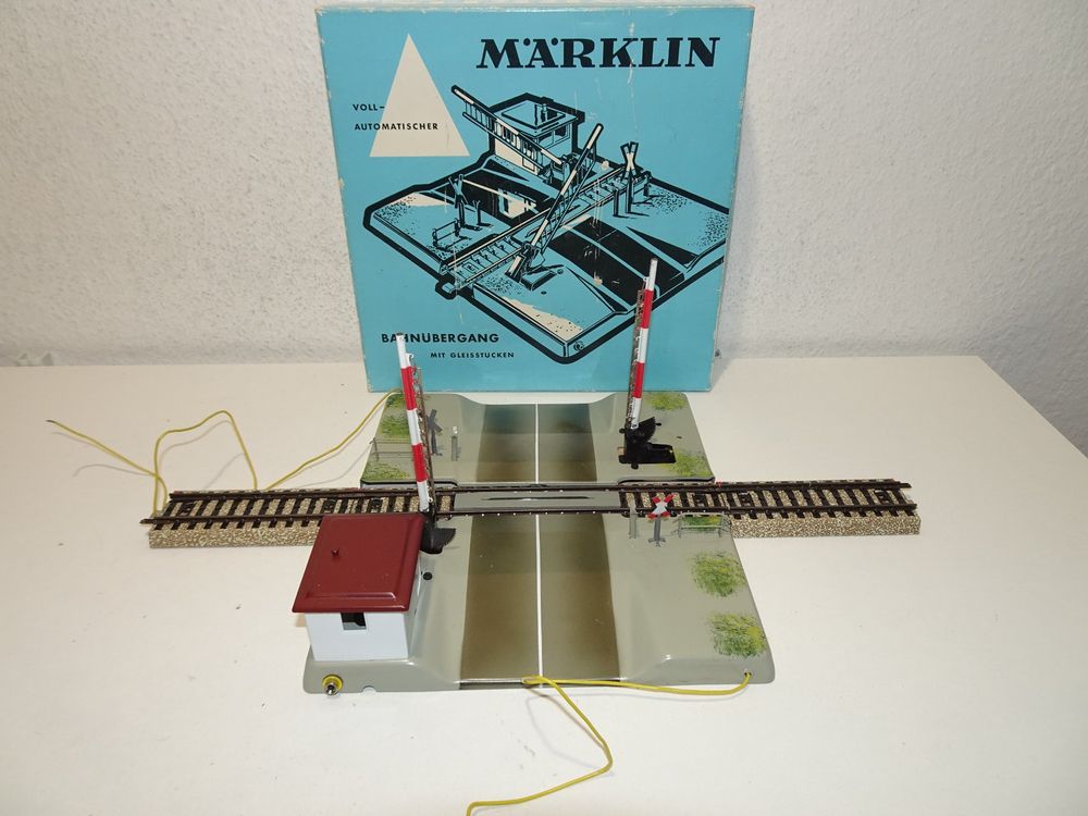 Märklin Bahnübergang Vollautomatisch HO 7192 (R) (Gebraucht) in Luzern ...