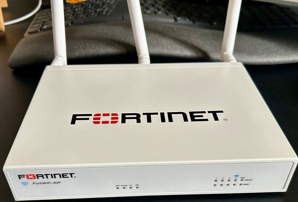 Fortigate FortiWfif 40 F - FWF-40F | Comprare su Ricardo