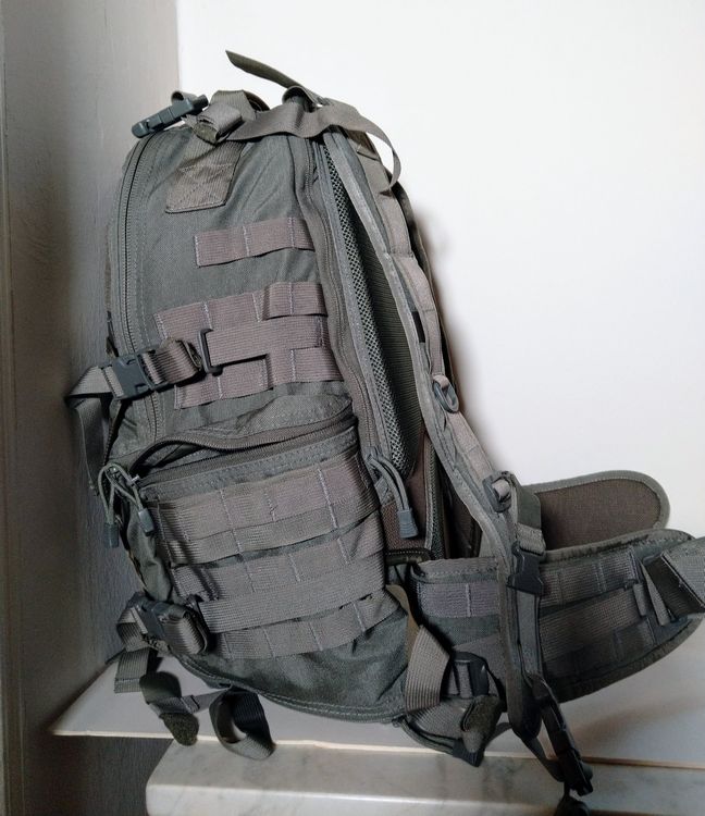 TAD Gear Fast Pack EDC Rucksack (Neu (gemäss Beschreibung)) in Adliswil ...