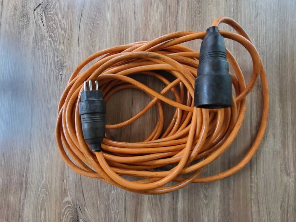 Verlängerungskabel 20Meter / Camping, sehr robust (Gebraucht) in Heiligkreuz (Mels) für CHF 31 ...