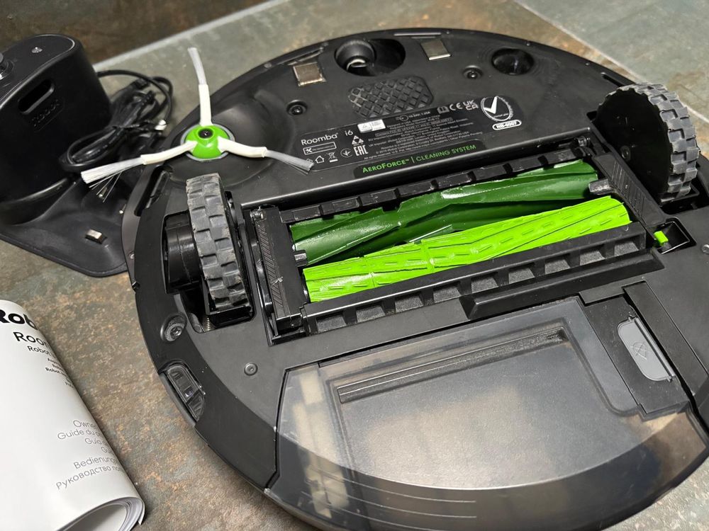 iRobot Roomba i6 Series | Inkl. Ladestation, Manual, Bürsten (Gebraucht ...