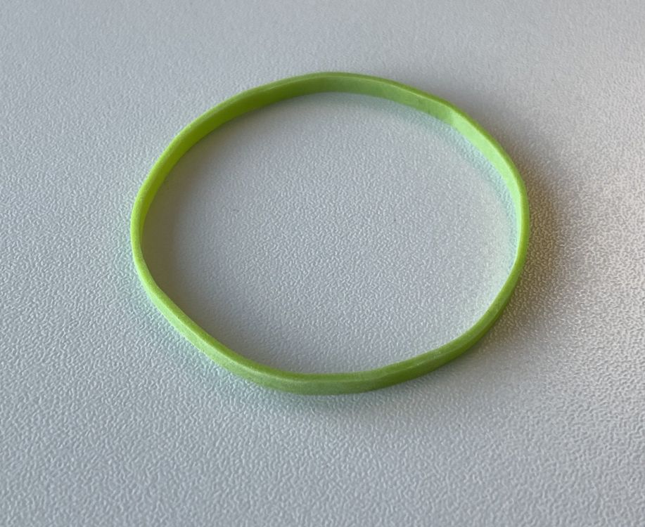 Gummiband grün (Gebraucht) in Schafisheim für CHF 1 – nur Abholung auf ...