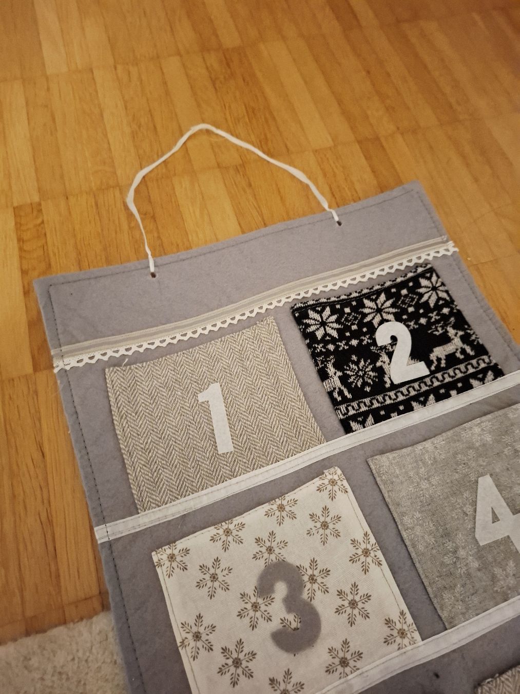 Adventskalender zum Befüllen und Aufhängen Stoff, Grau, Weih (Gebraucht ...