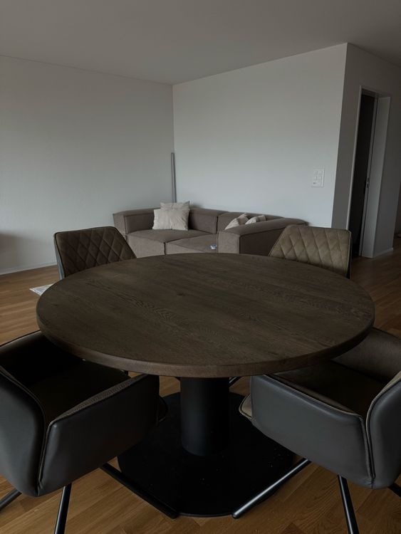 Round Dining Table Solid Wood Like New (Gebraucht) in Wettingen für CHF ...