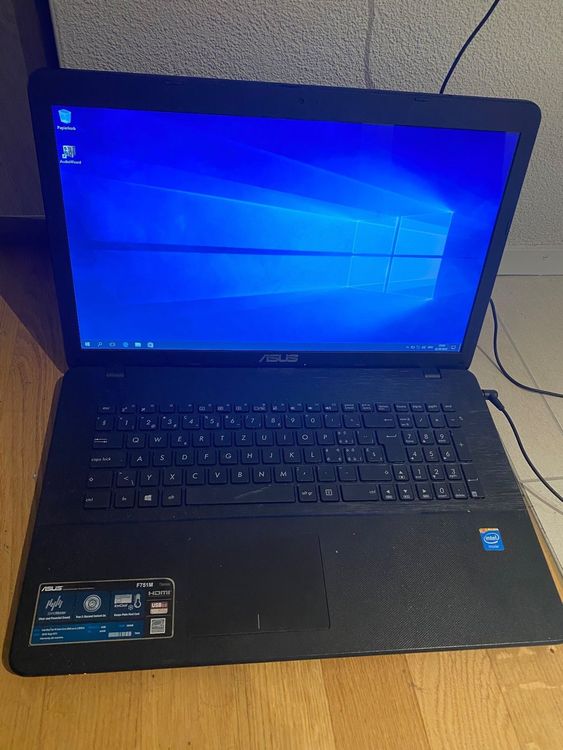 Notebook Asus F751M inkl. Tasche - AB Fr. 1.- (Gebraucht) in Küssnacht ...