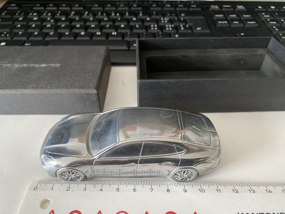 Porsche Panamera voiture miniature en métal chromé (Neu und ...