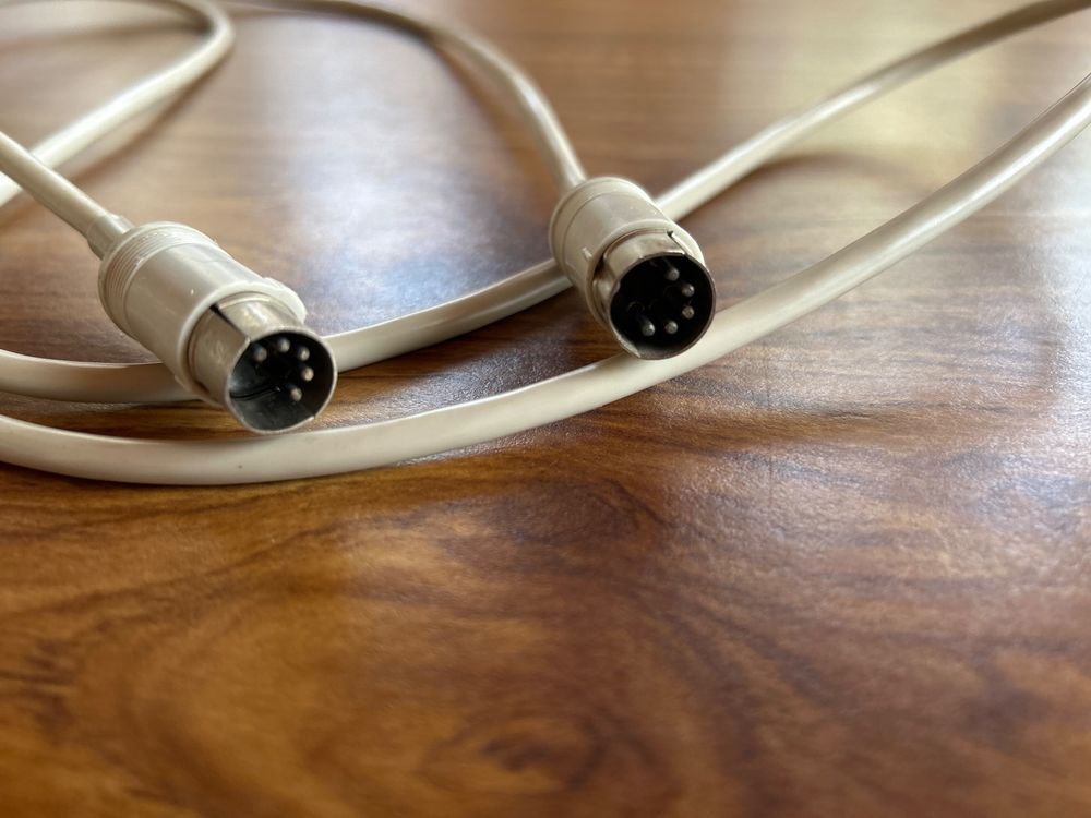 Original Apple ADB Kabel - Vintage Sammlerstück! (Gebraucht) in ...