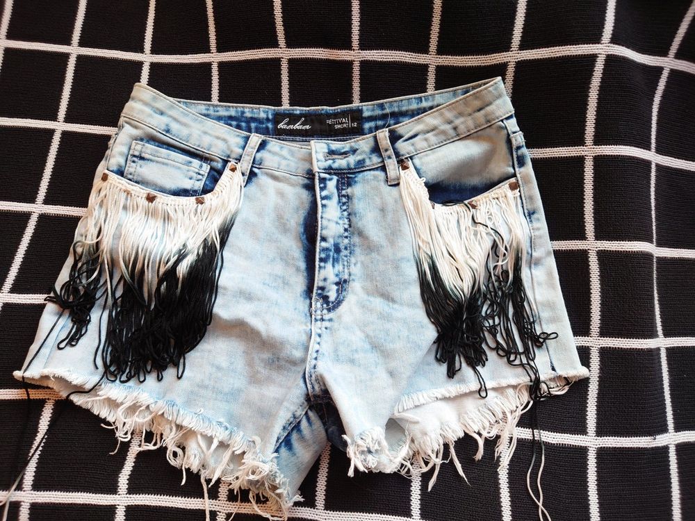 Bam Bam Shorts Hotpants 38 / 40, hellblau Fransen und Nieten | Kaufen ...