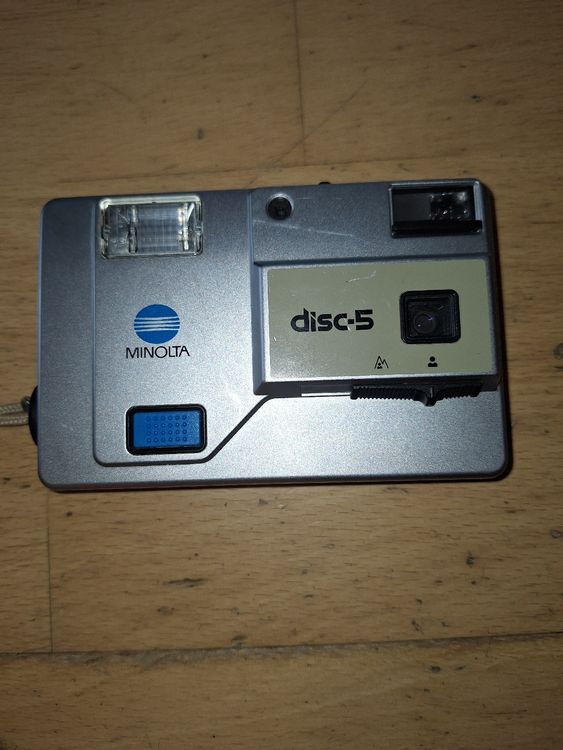 Fotokamera Minolta disc-5 (Defekt) in Rothenbrunnen für CHF 30 – mit Lieferung auf Ricardo kaufen
