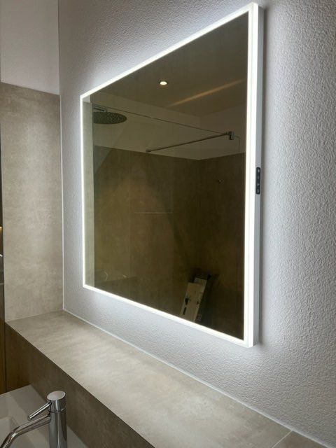 Schneider A-LINE Bad-Spiegel mit rundum LED-Beleuchtung (Neu (gemäss ...
