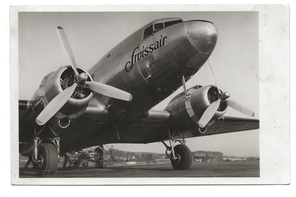 Aviatik - Douglas D.C. 3 SWISSAIR - 2 Propeller Zürich 1946 (Gebraucht) in Engelburg für CHF 15. ...