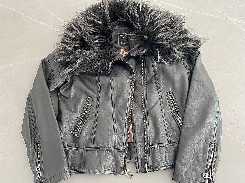 Giacca eco-pelle Guess tg.42 donna (Usato) a Stabio per CHF 85 – solo ...