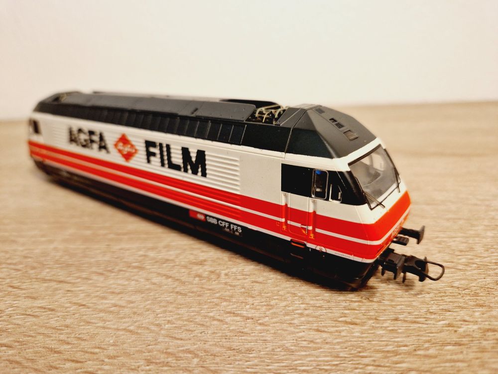 Roco E-Lok Re 460 Agfa Film SBB H0 (Gebraucht) in St-Aubin-Sauges für CHF 79 – mit Lieferung auf ...