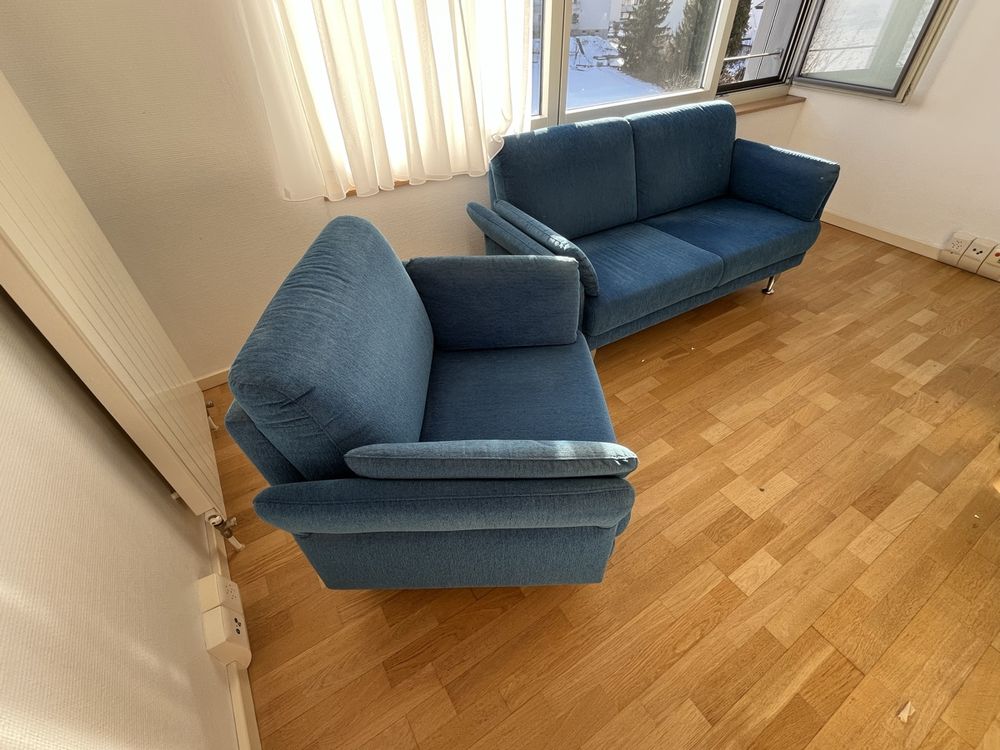 Gemütliches Sofa und Sessel Set, hellblau, Top Zustand! (Gebraucht) in ...