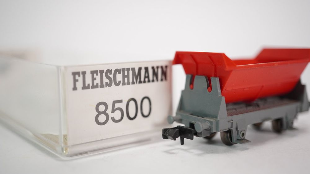 e32 Spur N Fleischmann 8500 Lorenwagen (Gebraucht) in für CHF 4 – mit ...
