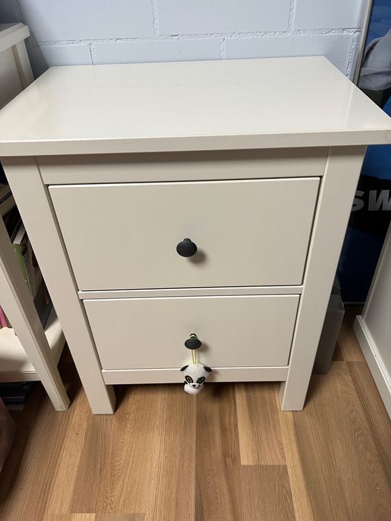 Ikea Hemnes Nachttisch/Kommode (Gebraucht) in Bülach für CHF 20 – nur Abholung auf Ricardo kaufen