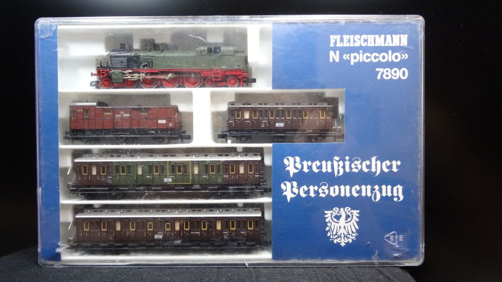 Fleischmann 7890,Preussischer Personenzug, T 18, Vitrine | Kaufen auf ...