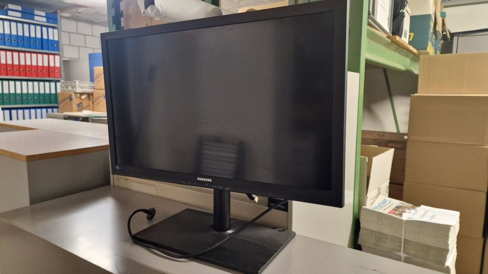 PC Monitor Samsung SyncMaster SA650 27 Zoll | Kaufen auf Ricardo