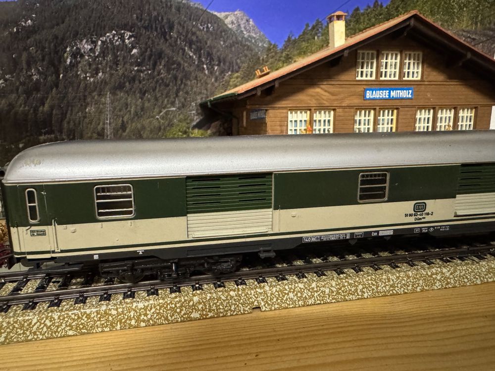 Märklin H0 4093 - DB D-Zug Gepäckwagen Düm902 51 80 92-40 1 | Kaufen auf Ricardo