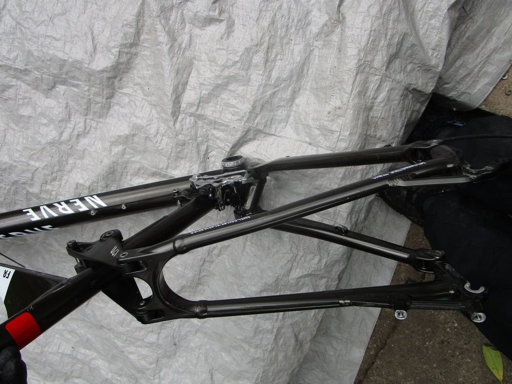 Alu Fully CANYON NERVE Rahmen Gr M f.26" 3142g (Gebraucht) in Ottikon für CHF 70 – mit Lieferung ...