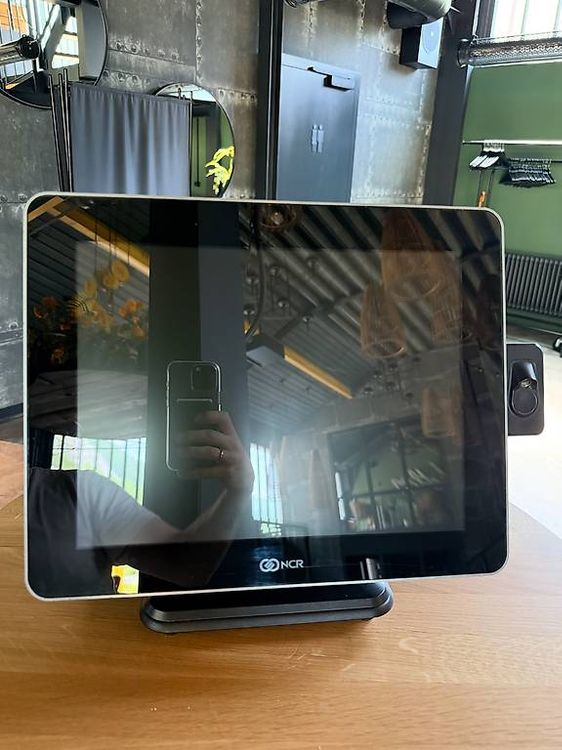 NCR Touchscreen-Kassensystem / POS-Terminal (Gebraucht) in Pontresina ...