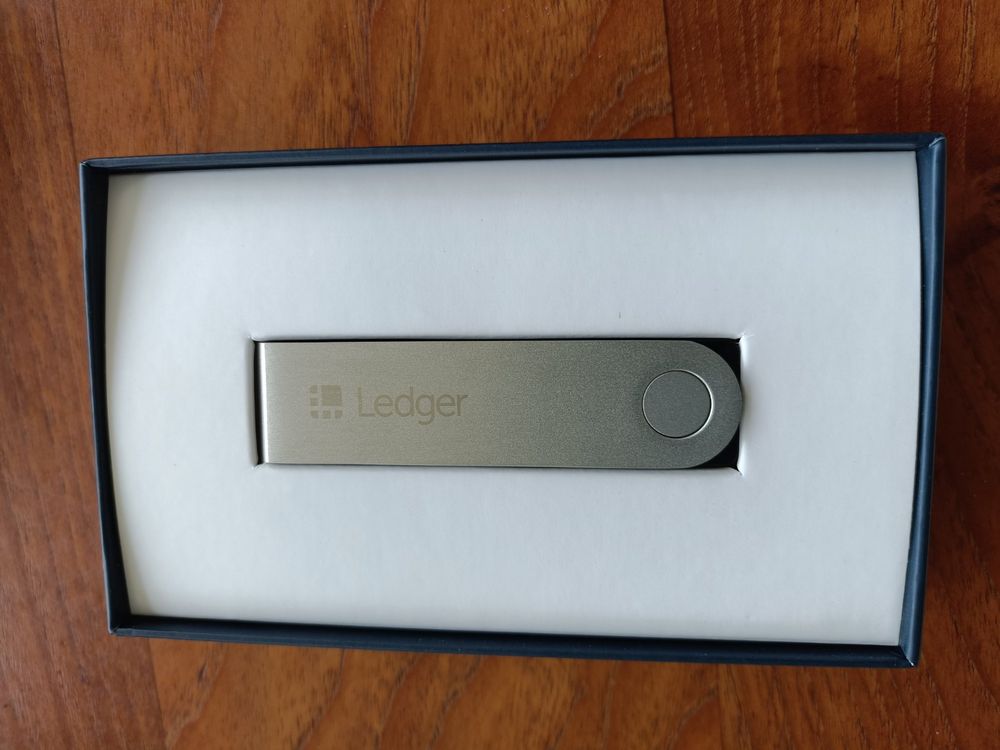 Ledger Nano X (Gebraucht) in Oberrieden für CHF 55 – mit Lieferung auf ...
