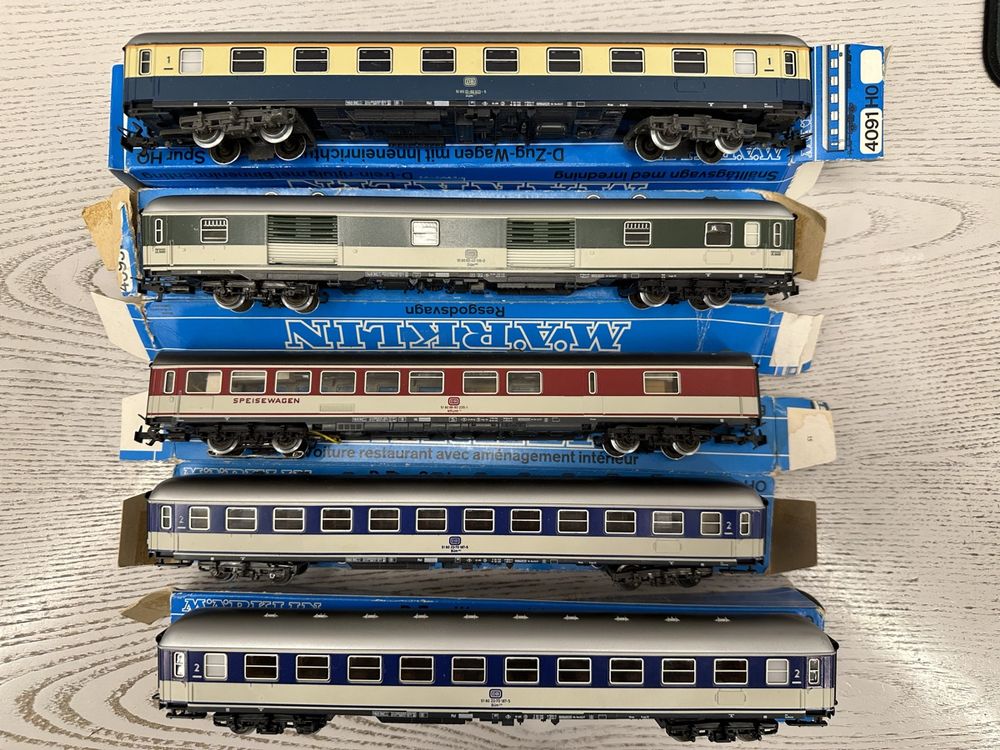 Märklin 5x DB Personenwagen (Gebraucht) in Lupsingen für CHF 51.5 – mit ...