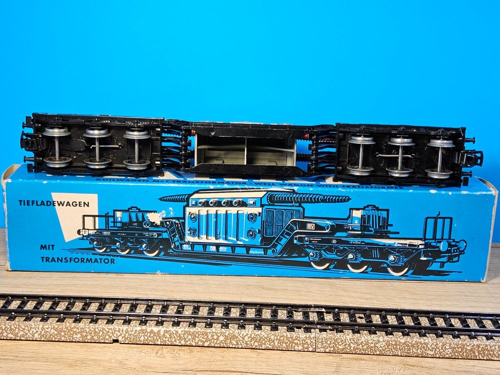 Märklin 4617 __ Tiefladewagen mit Trafo __ mit OVP _ Spur H0 (Gebraucht ...