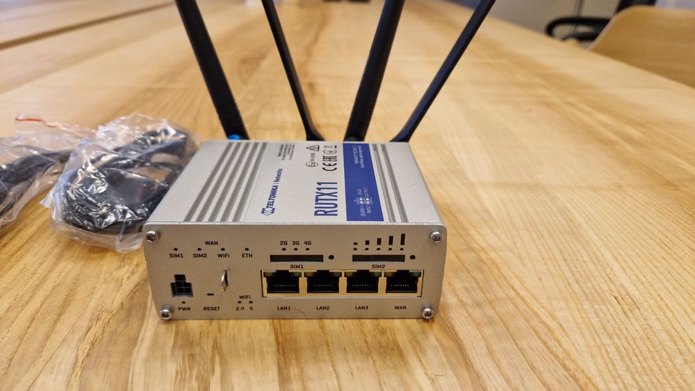 Teltonika RUTX11 (Failover - Load balancing) (Gebraucht) in Lausanne ...