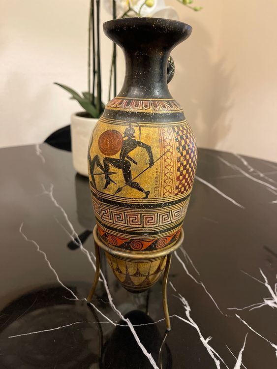 Antiquité poterie Grecque avec signature (Gebraucht) in montreux für ...