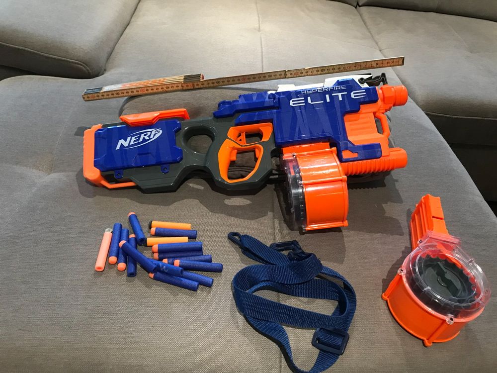 Nerf Gun Hyperfire Elite (Gebraucht) in Morgarten für CHF 20 – mit ...