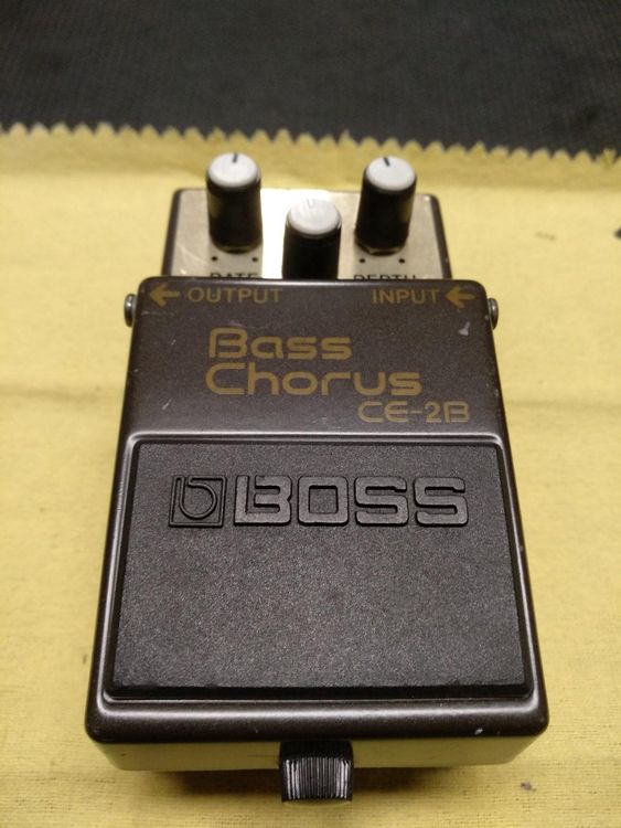 Boss CE-2B Bass Chorus! RARE! TOP!! (Gebraucht) in Cama für CHF 80 ...