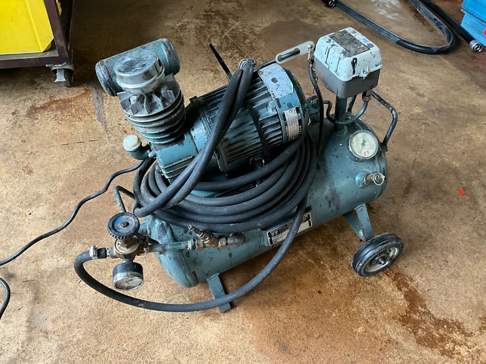 Kompressor 230V Air Compressor Denmark (Gebraucht) in Langenthal für ...