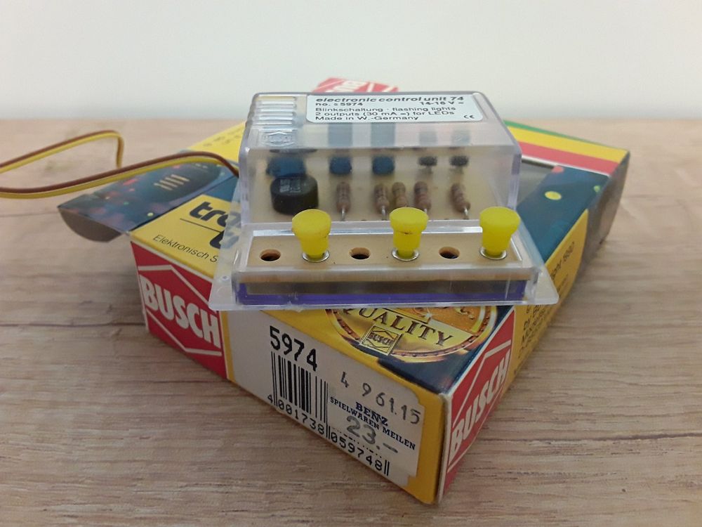 Busch _ 5977 Warnblinkschaltung _ Busch 5974 Blinkschaltung (Gebraucht ...
