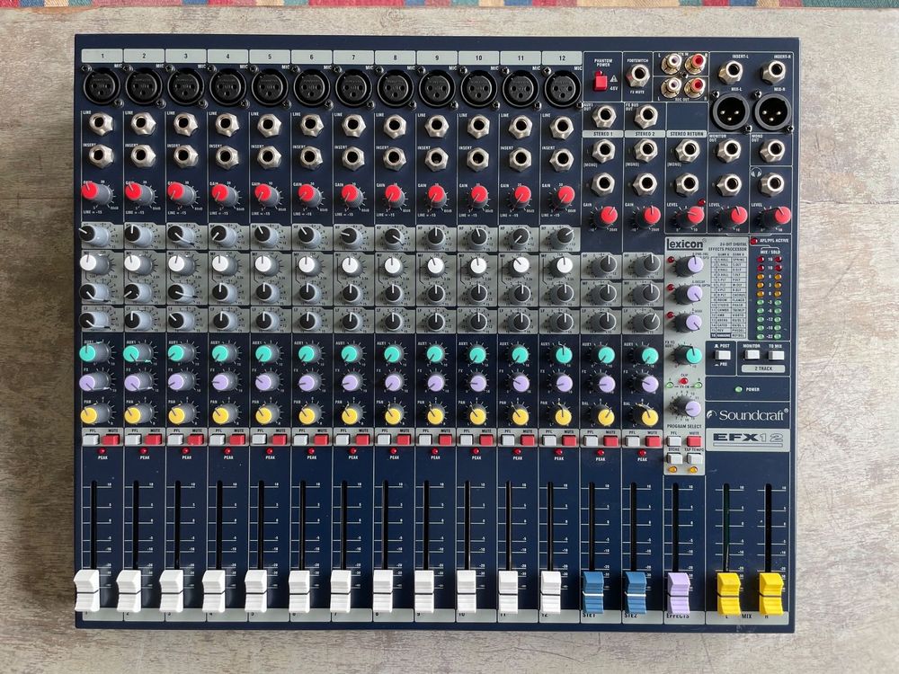 Soundcraft EFX12 (Neuf (Voir description)) à Zürich pour CHF 160 – avec ...