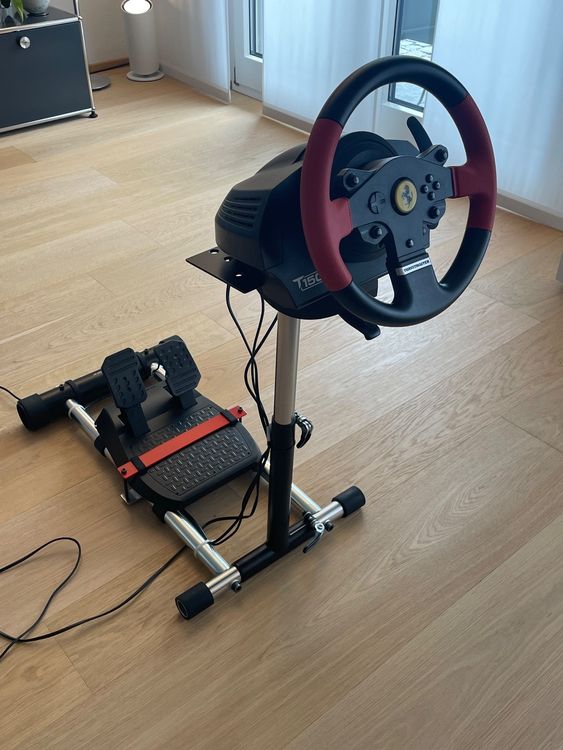Thrustmaster T150 Ferrari mit Wheel Stand Pro (Gebraucht) in Alterswil ...