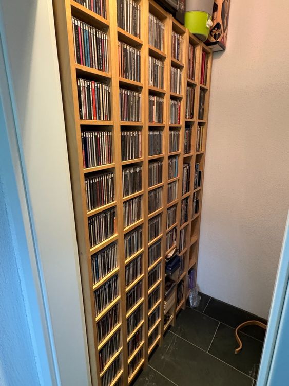 Musik CD Sammlung ca. 640 CD's inkl. passende Gestelle. | Kaufen auf ...