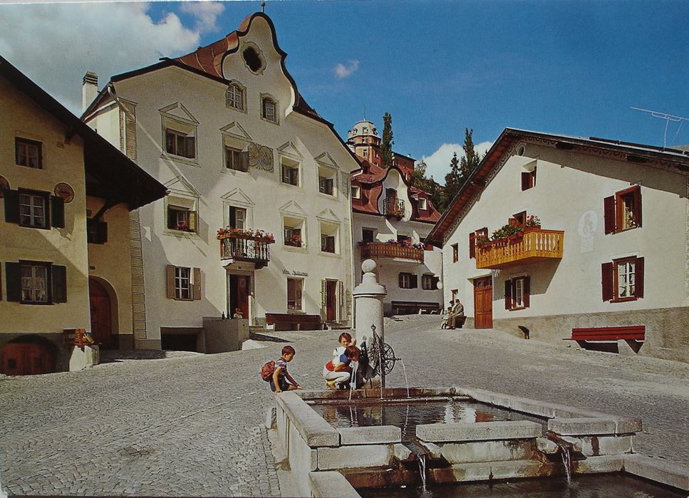BAD SCUOL Dorfplatz Bügl Grond (Gebraucht) in Jona für CHF 3.7 – mit ...