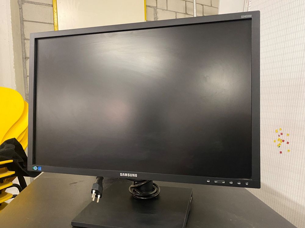 Samsung Monitor S24E650 | Kaufen auf Ricardo