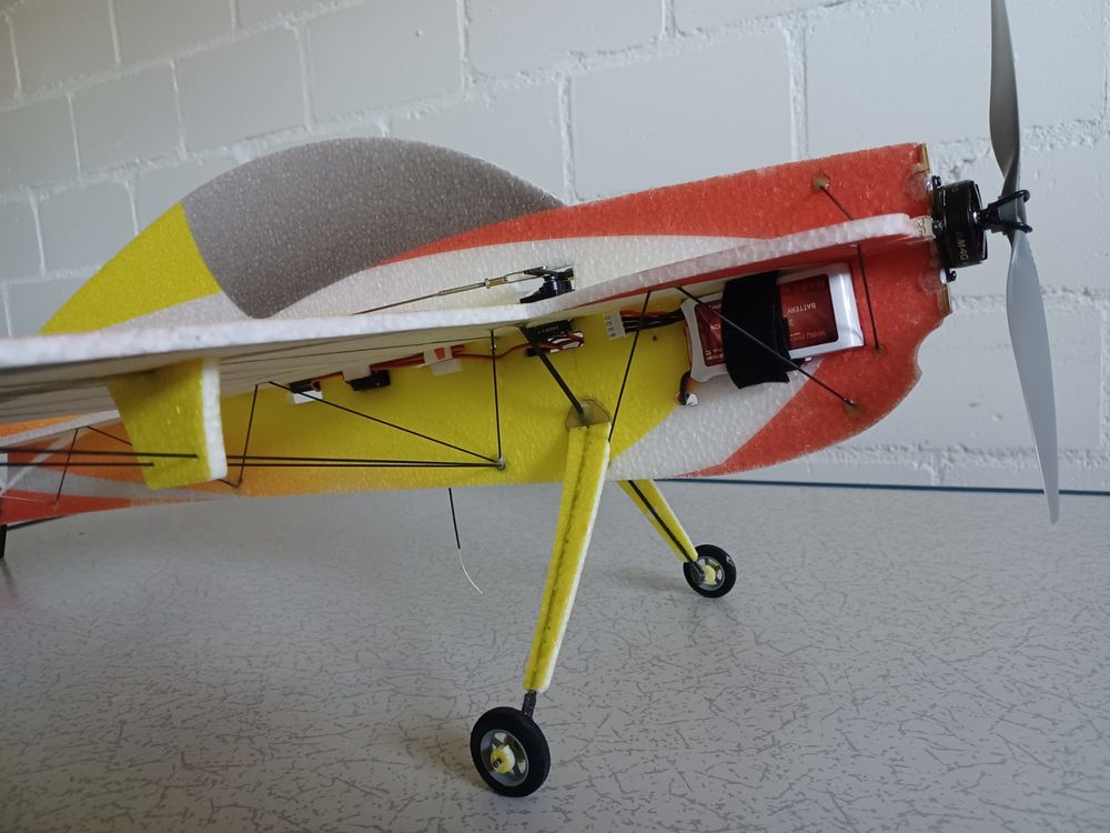 RC 3D Modellflugzeug JTA Innovations 33” Gamebird | Kaufen auf Ricardo
