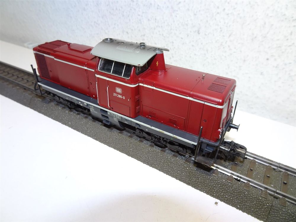 Märklin Lokomotive Br211 HO (5) (Gebraucht) in Luzern für CHF 50.9 ...