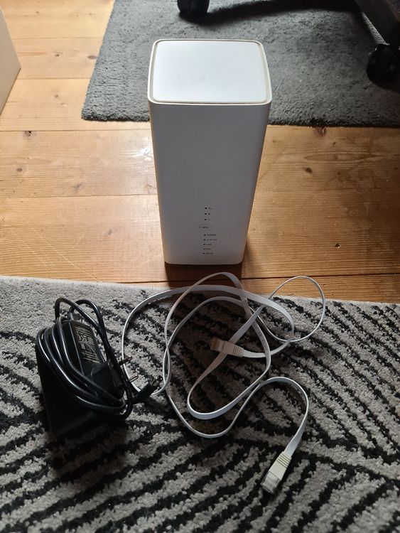 Huawei B618s-22d Router - Sunrise 4G WiFi Tower (Neu (gemäss ...